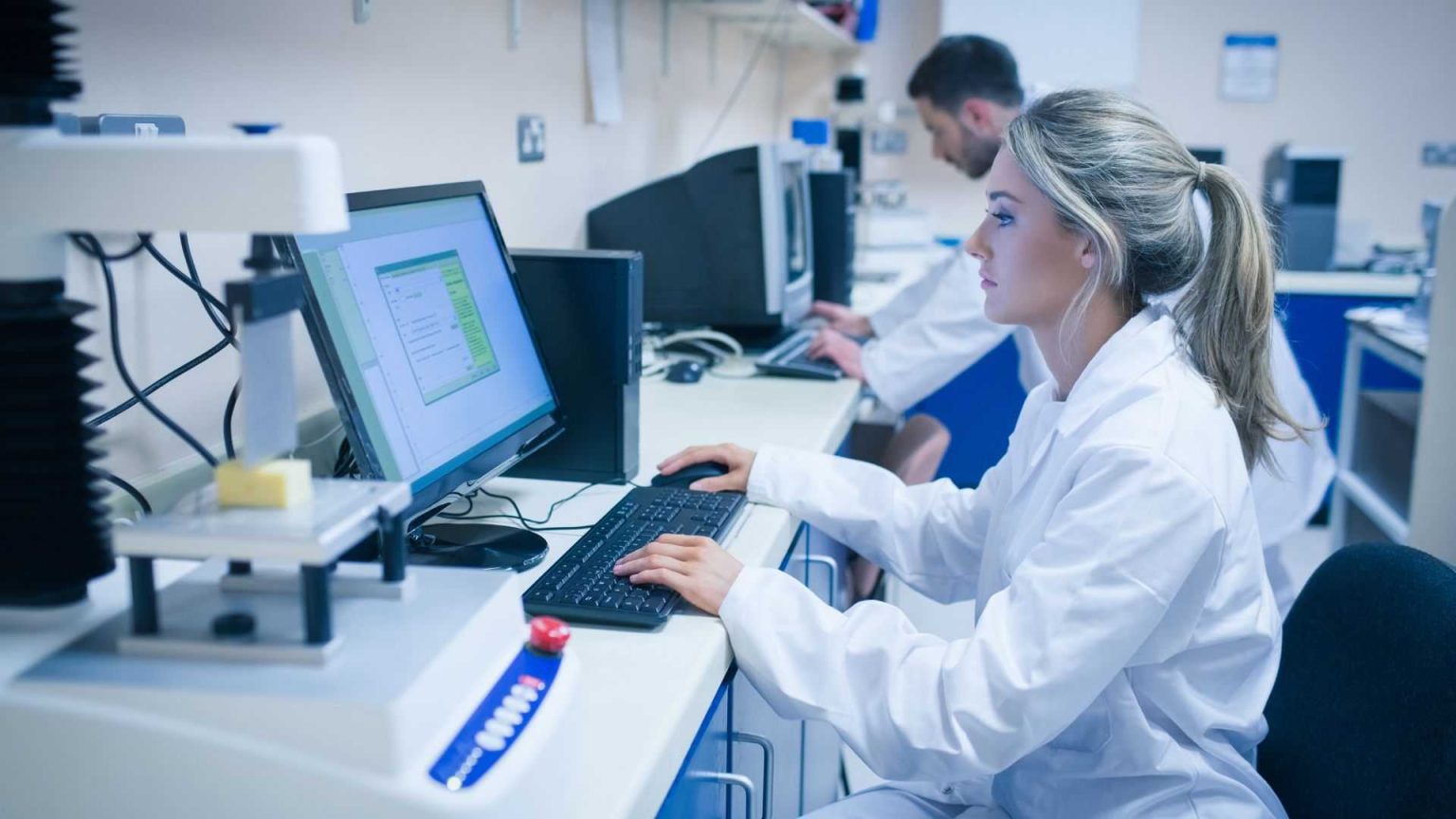 Top 7 Reasons IVF Lab Automation Empowers Embryologists